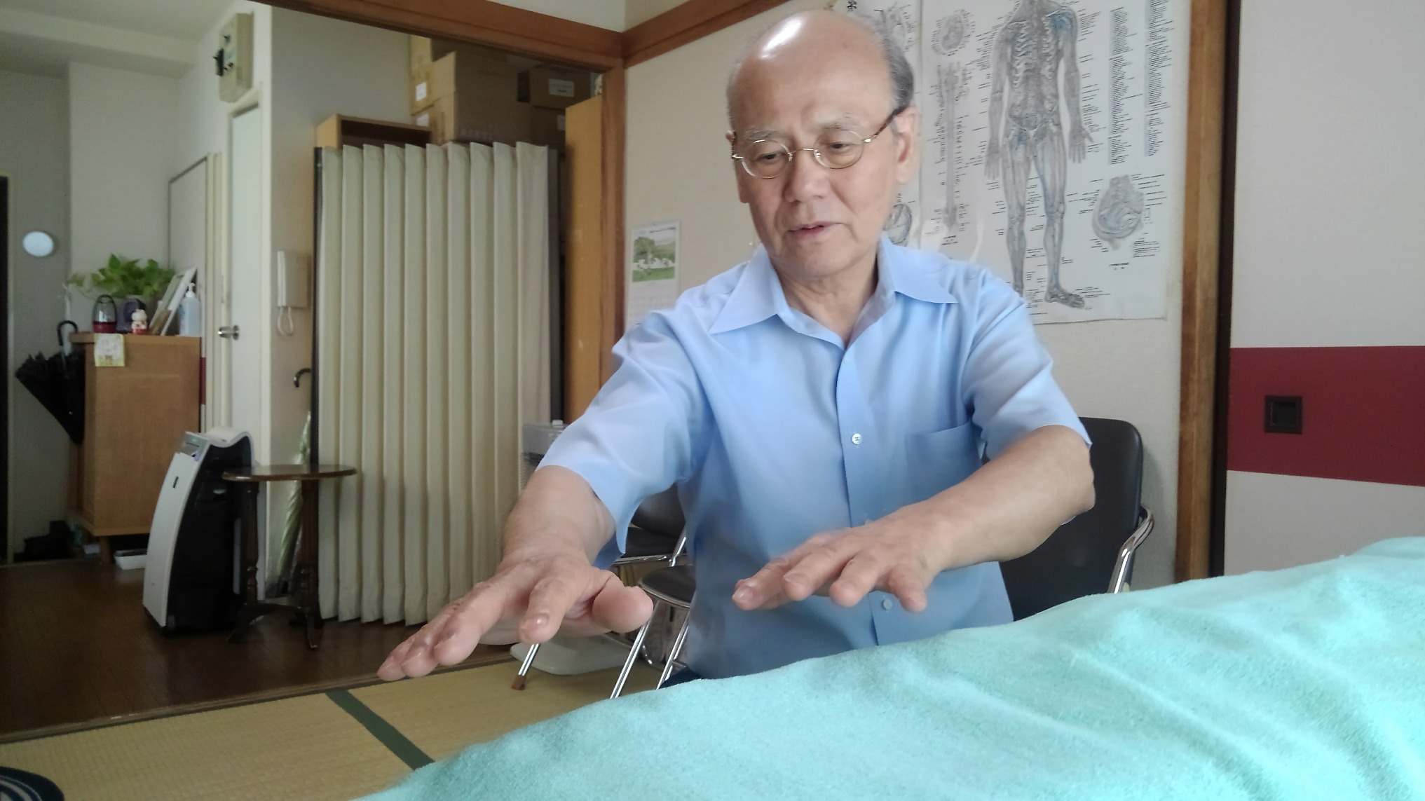 片麻痺の患者が脳梗塞リハビリで奇跡の回復｜ブログ｜東京で脳梗塞などの後遺症リハビリでお悩みなら戸田気功整体院 